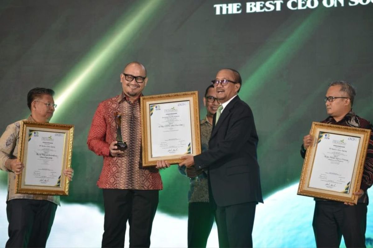 Kideco Raih Prestasi di Indonesia CSR Awards dan SDGs Awards